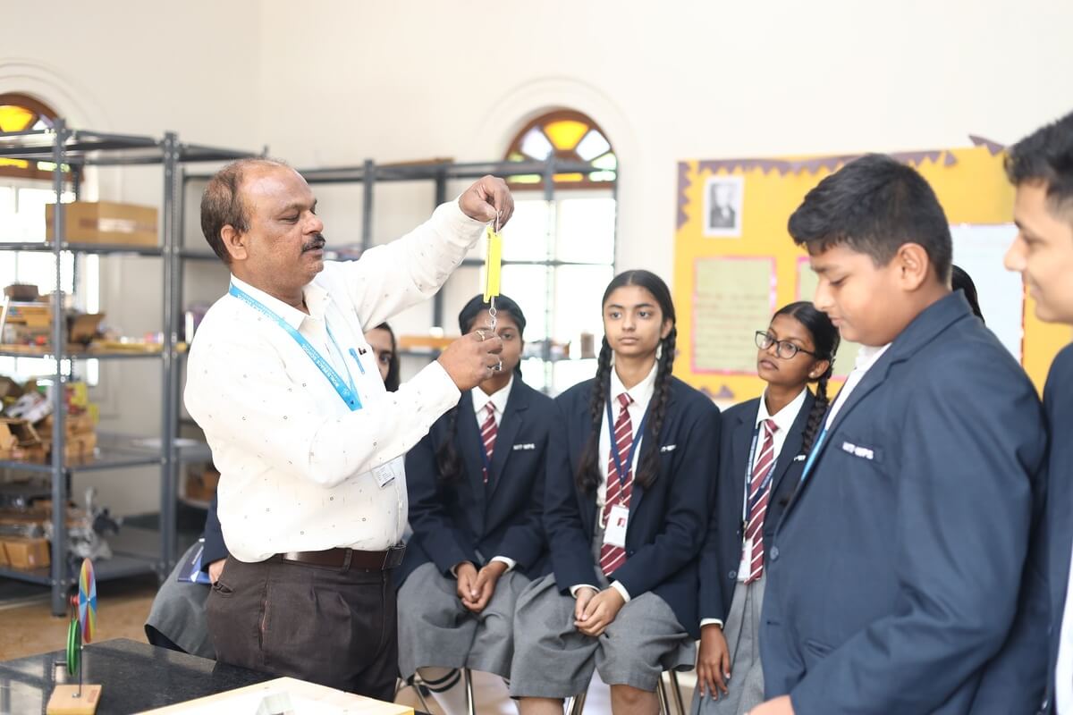 MIT World Peace School - Premier CBSE School in Pune, Latur & Indore